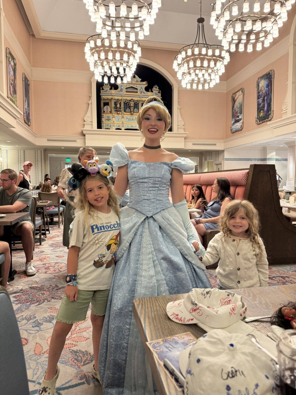 The Best and Worst Character Dining in Disney World: Full Reviews and ...